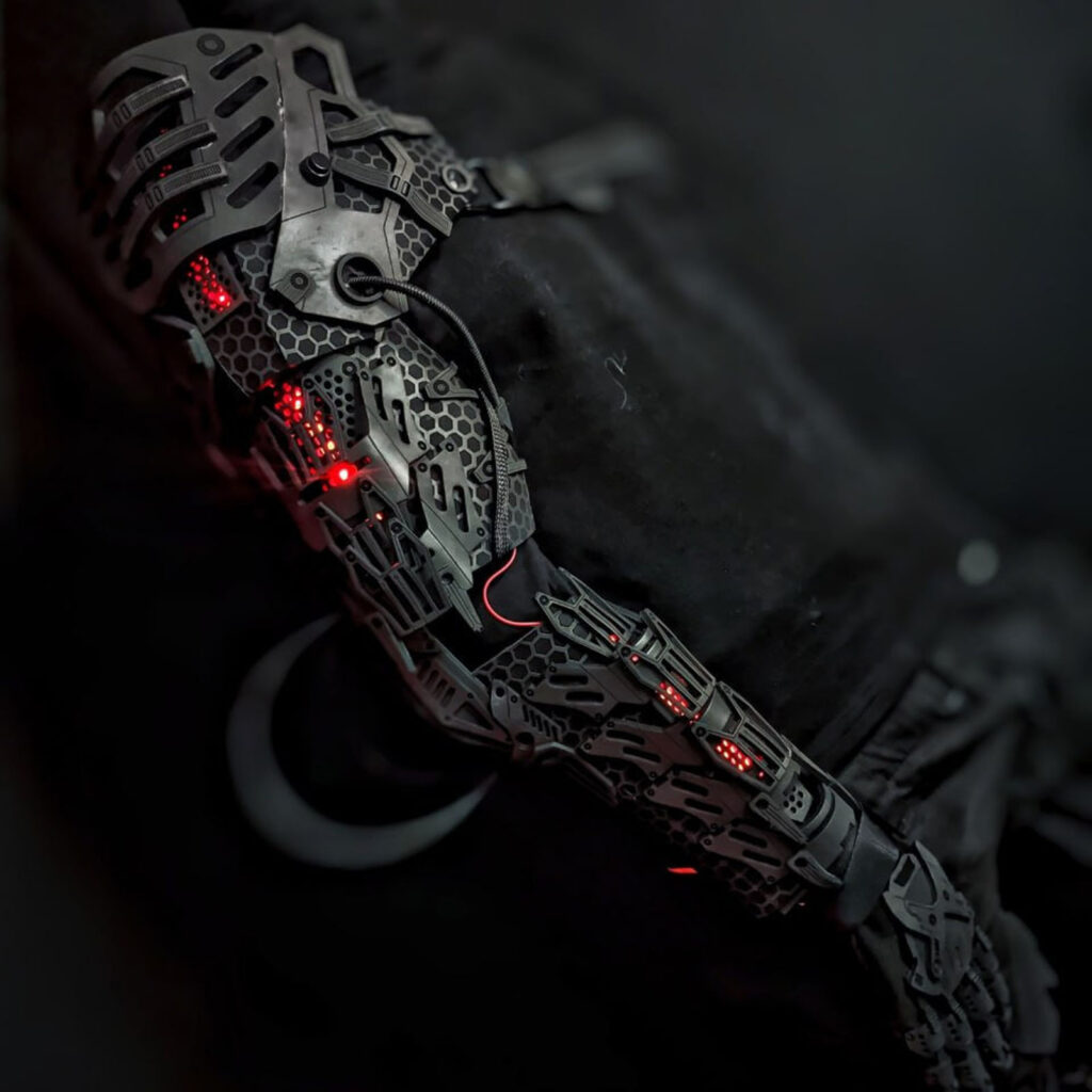 Cyberpunk Arms for Cosplay - CRAOB